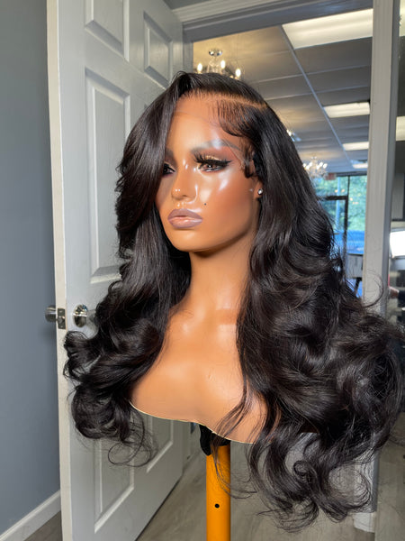 “That Girl” ready to wear unit – theKAYLAway